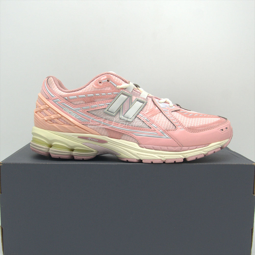 New Balance 1906U 'Lunar New Year Shell Pink' US 9 [USED] – Soleful Drips